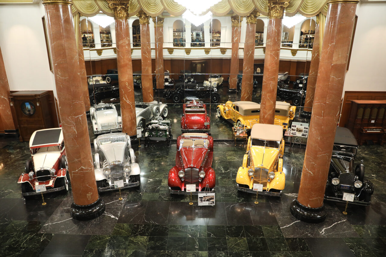 The Nethercutt Collection